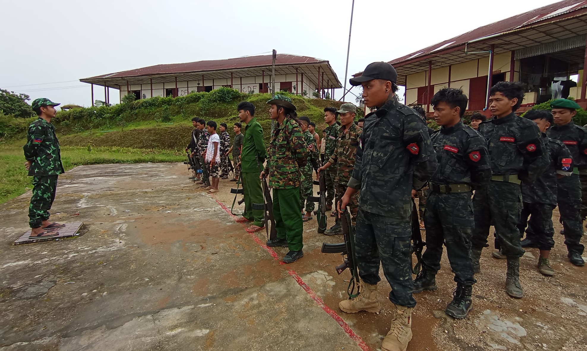 Chin Brotherhood struggle to take over Falam town continues fiercely ...